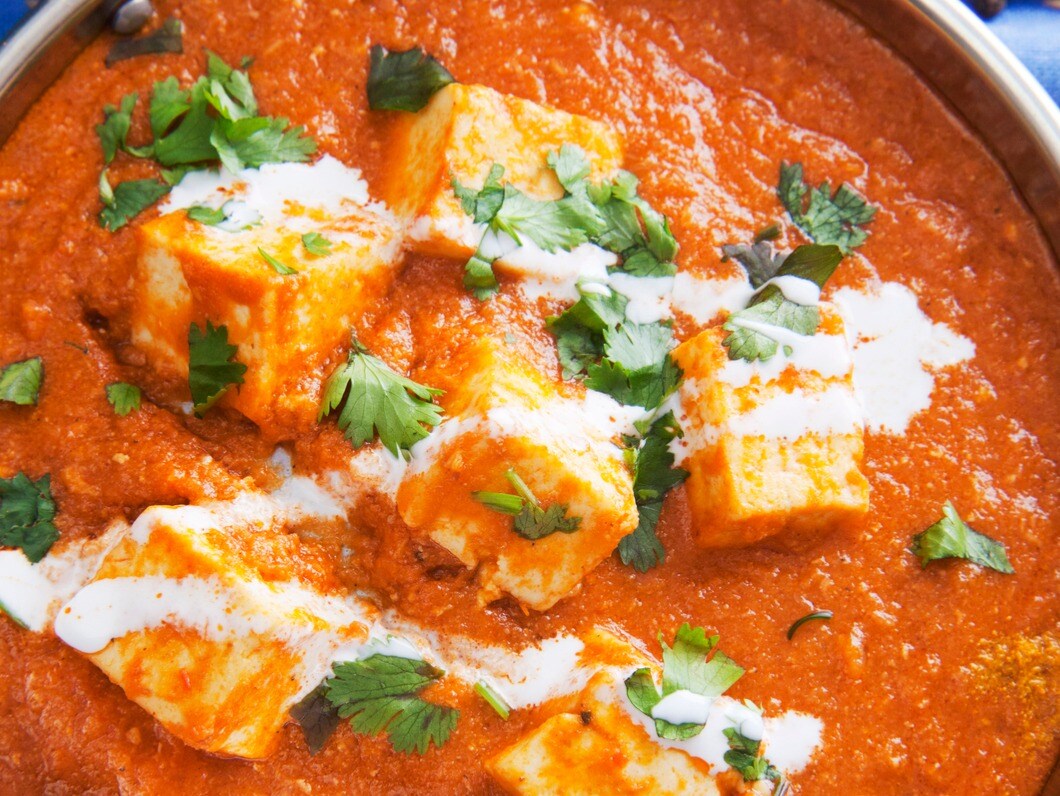 Veg Patiala Recipe: Punjabi Curry With Stuffed Papad