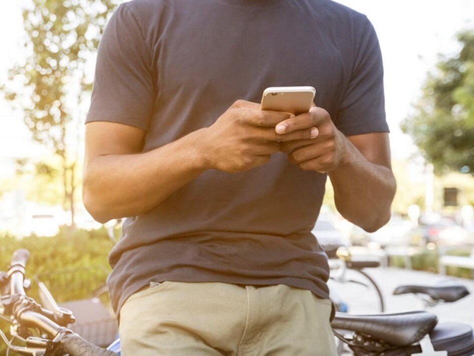 What Are "Boomer Ellipses" In Texting?