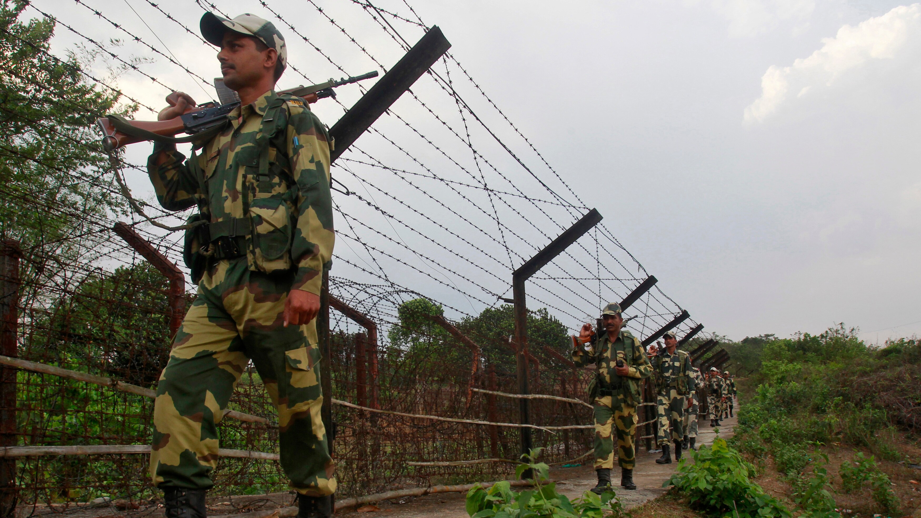 India Decides To Fence Entire Border With Myanmar