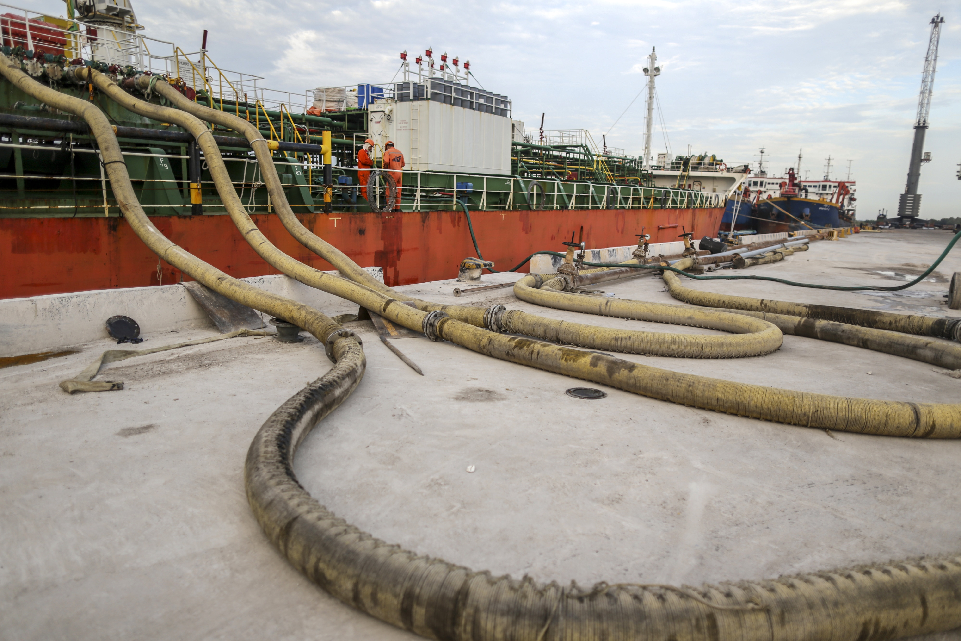 More Russian Insurers Seek Indian Nod For Oil Tanker Coverage