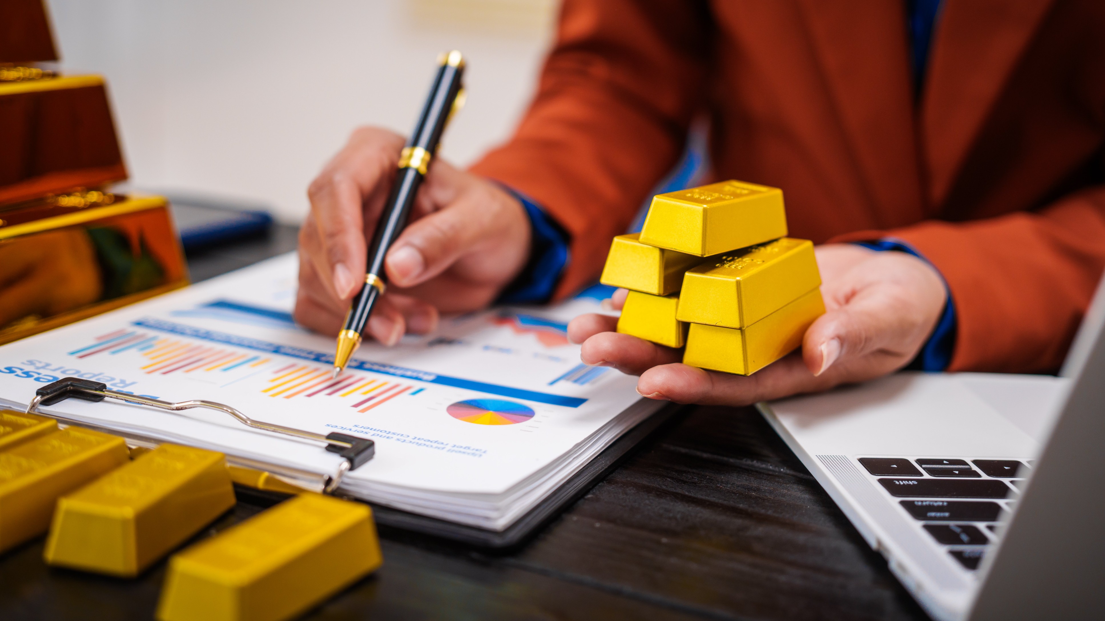 Gold Loans To Overdraft Facility: Alternatives For PF Withdrawal In ...