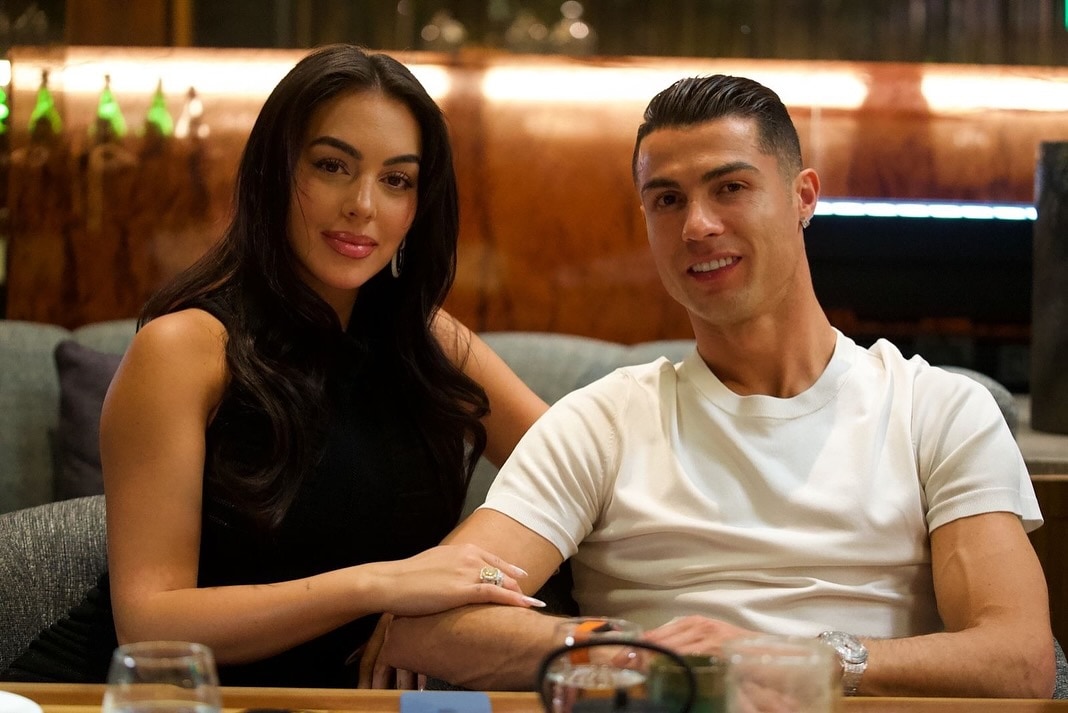 Cristiano Ronaldo Gets Engaged To His Longtime Girlfriend Georgina ...